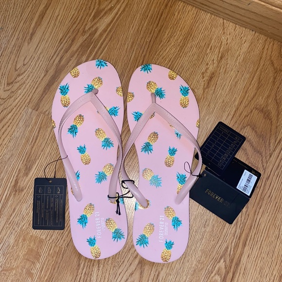 Forever 21 | Shoes | Nwt Forever 2 Sandals | Poshmark